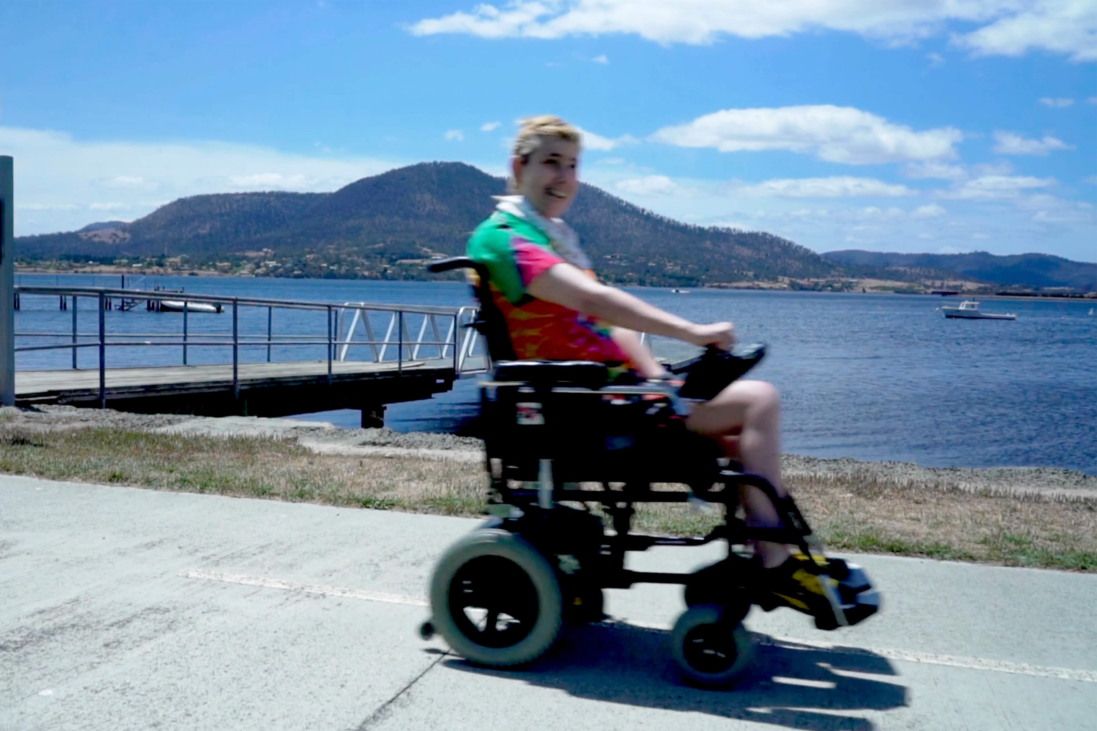 Disability Voices Tasmania | Projects | OUTSIDE THE BOX / Earth Arts Rights